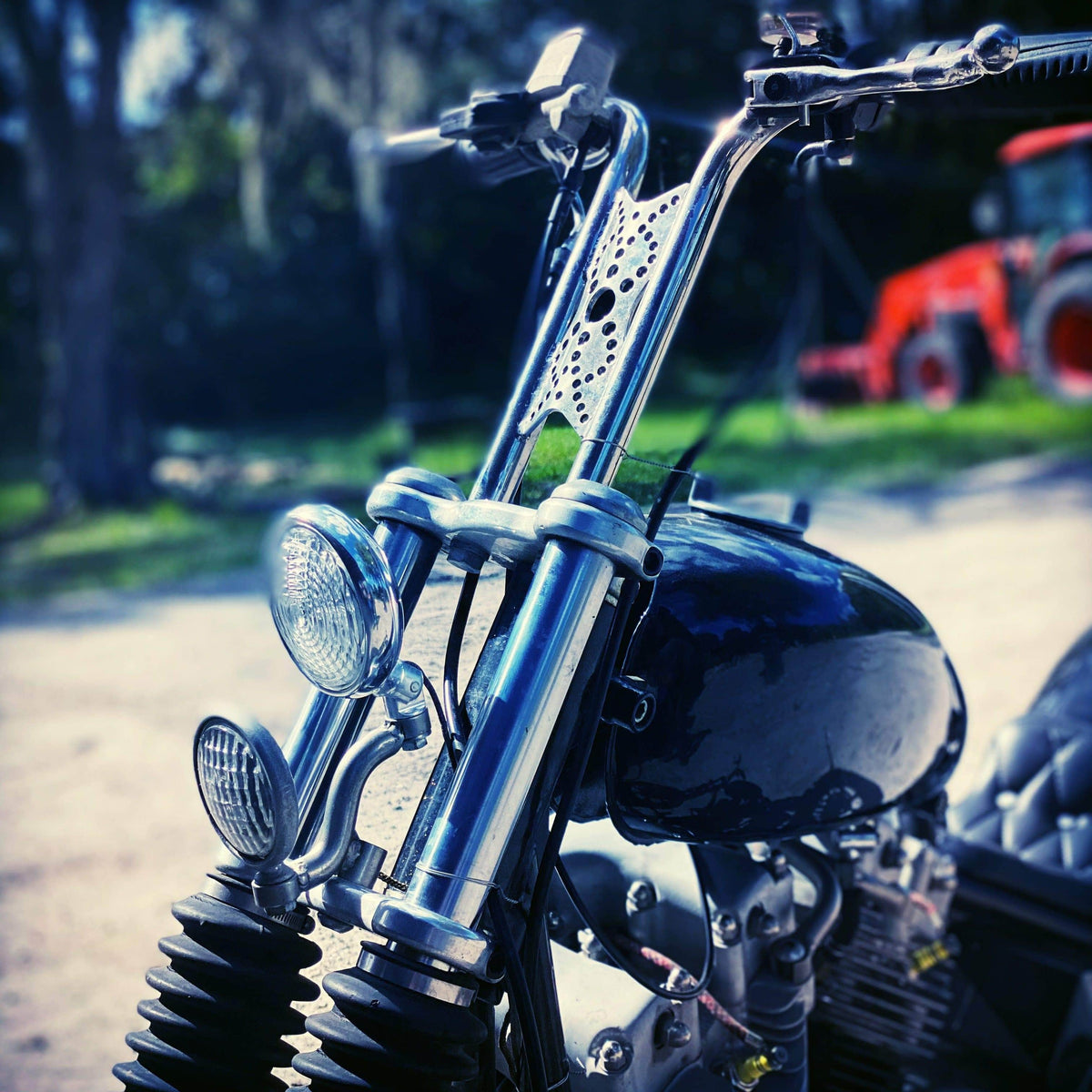 FNA Custom Cycles 2-3/4 inch Pancake Headlight - Clear Lens – Lowbrow ...