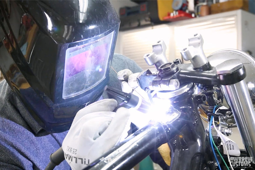 How To Mount A Motorcycle Gas Tank With Threaded Steel Bungs – Lowbrow ...