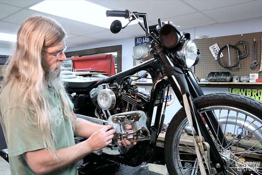 Video: How-To Fix A Leaky Rocker Box Gasket on Harley-Davidson Sportst ...